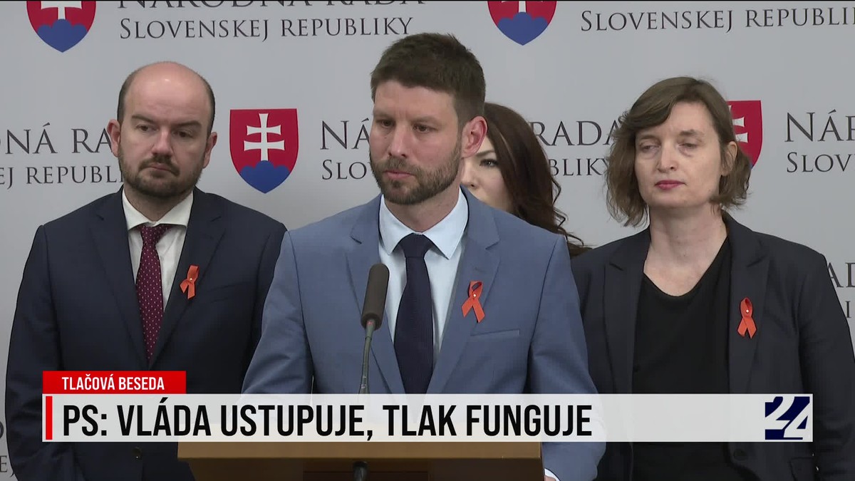 Tlačová beseda PS: Vláda ustupuje, tlak funguje