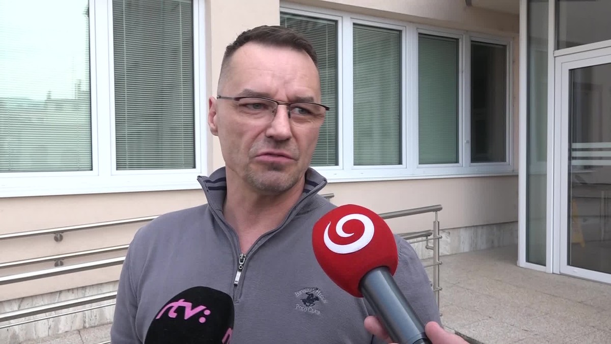 Vozil bossa bossov a sedel za vraždu. Teraz chce pred súdom očistiť ...