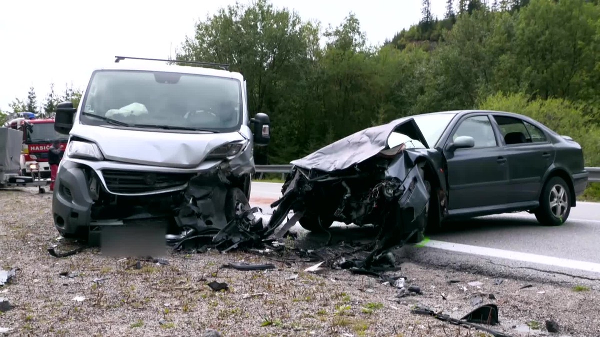 Tragická nehoda: Dôchodca dostal v zákrutách šmyk a prešiel do ...