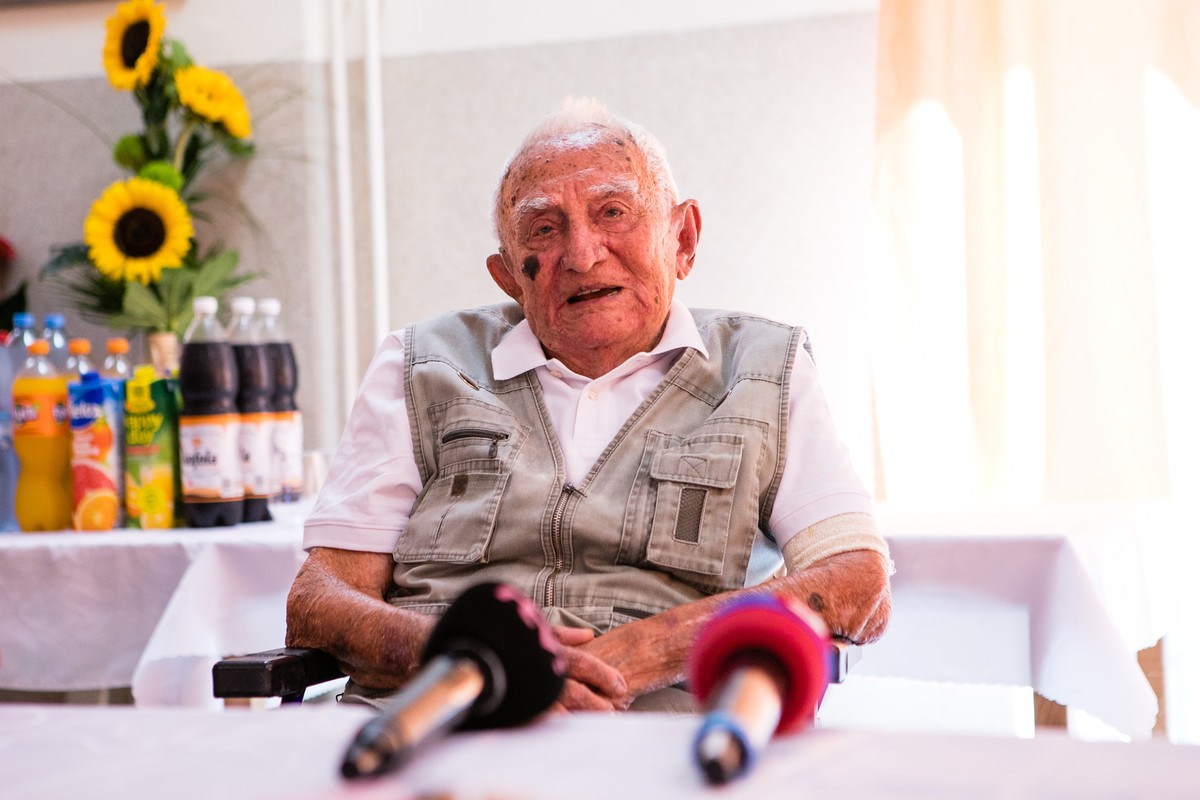 Zomrel Alexander Bachnár, ktorý bojoval proti fašistom. Jeho rodinu ...