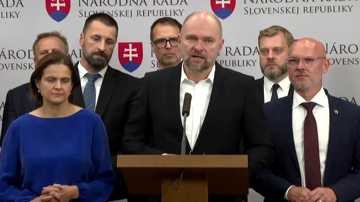 Kto vystrieda Sulíka? Saskári držia bobríka mlčania. Tvrdia, že ide o ...