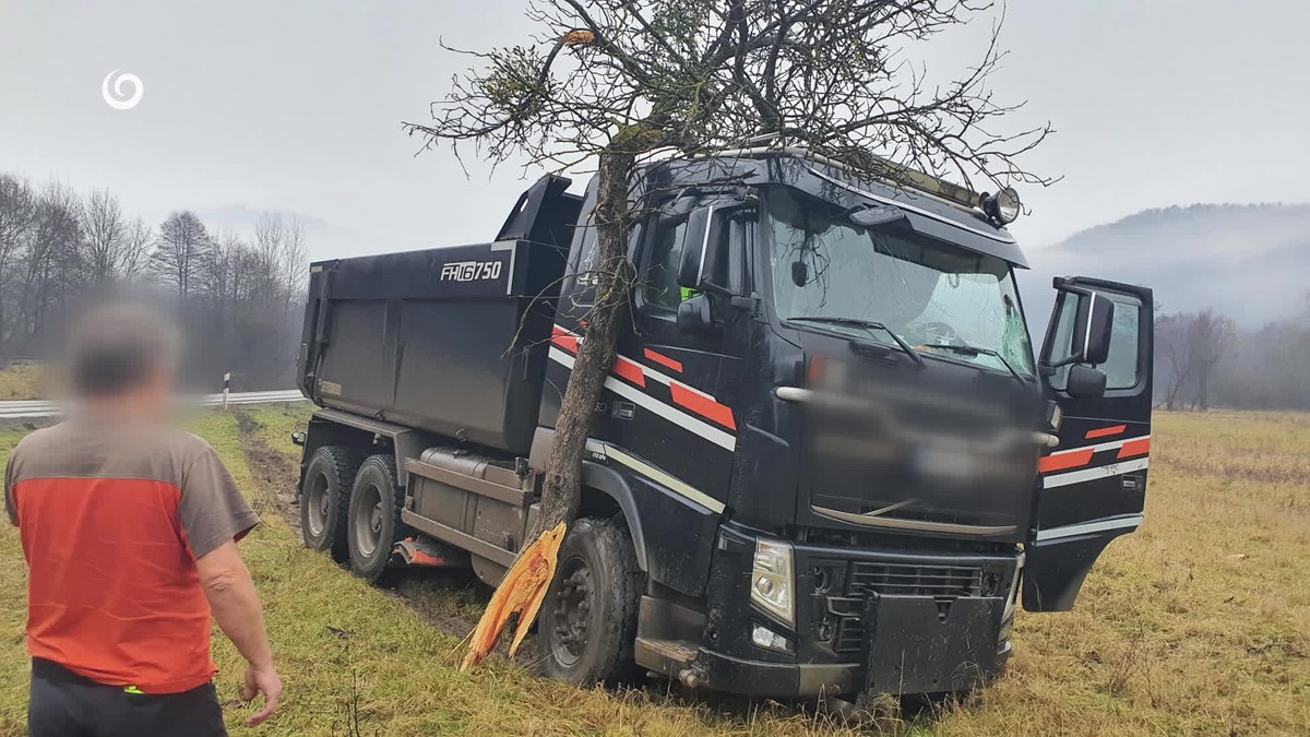Stačil okamih a bolo by po všetkom. Ivan unikol čelnej zrážke s kamiónom