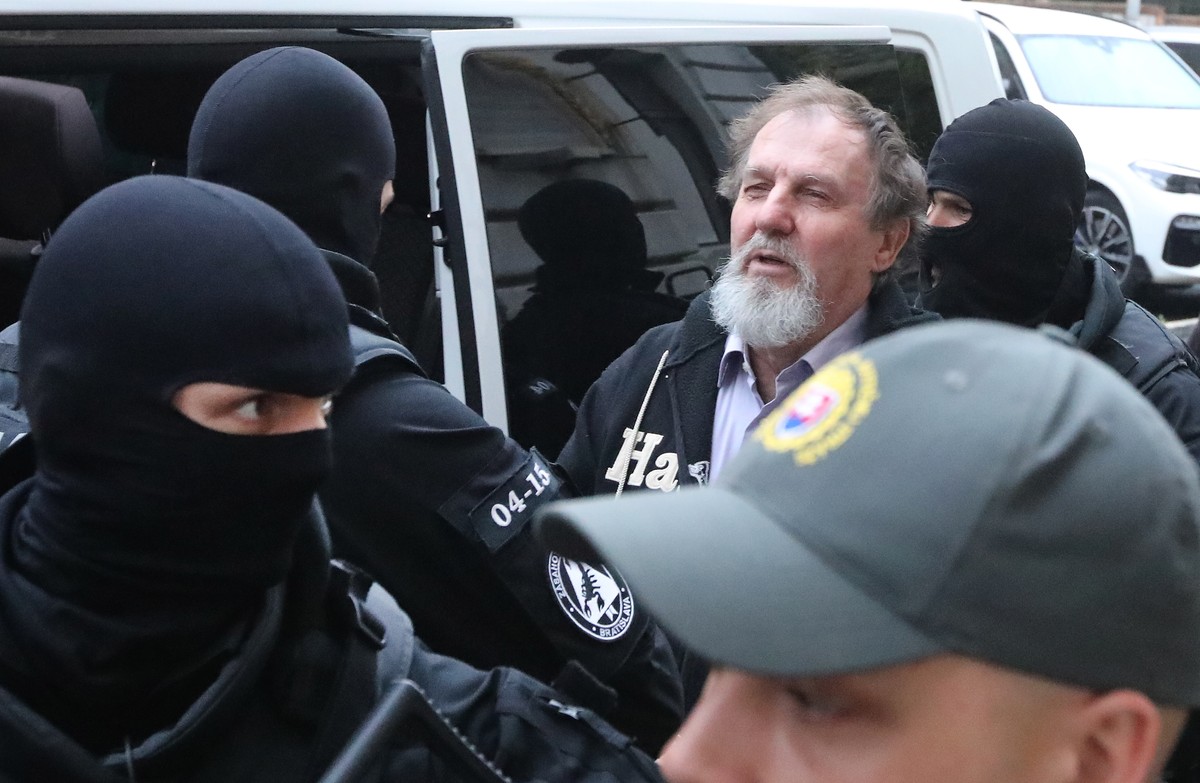 Juraj Cintula sa odvolal voči rozsudku za útok na Fica. Prípad poputuje ...