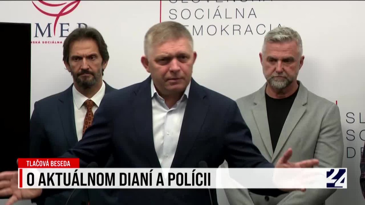 Tlačová beseda strany Smer o dianí v politike a polícii