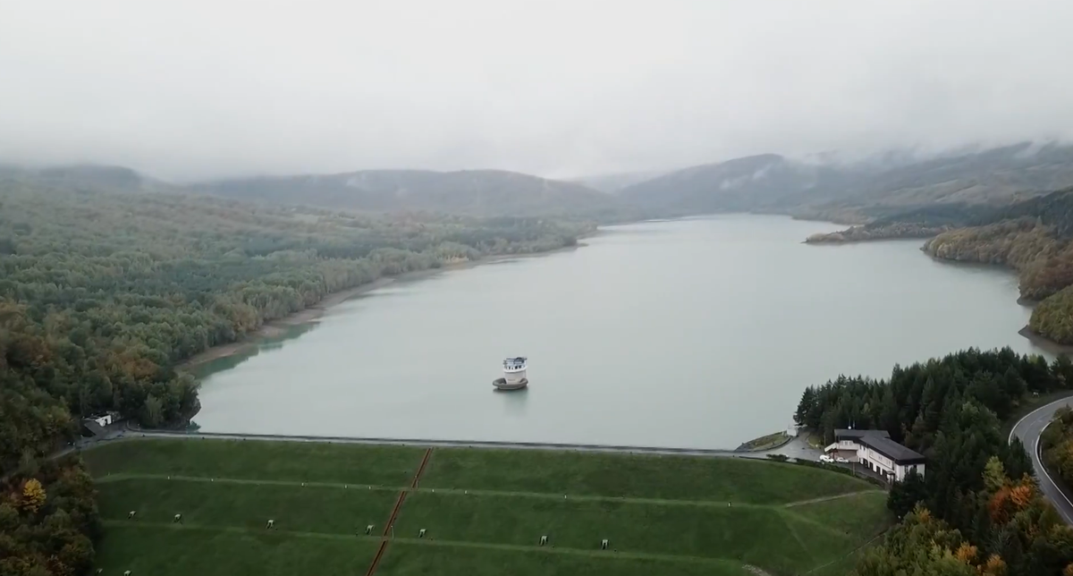 Suché leto, vyschnuté studne a žiadny vodovod. To je situácia v mnohých ...