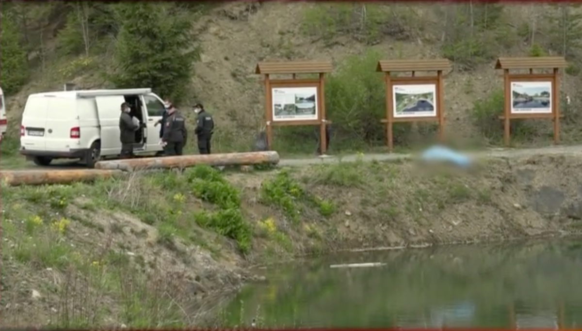 Policajtovi mimo služby sa naskytol nepríjemný pohľad. Z vody vytiahol nehybné telo mladej ...