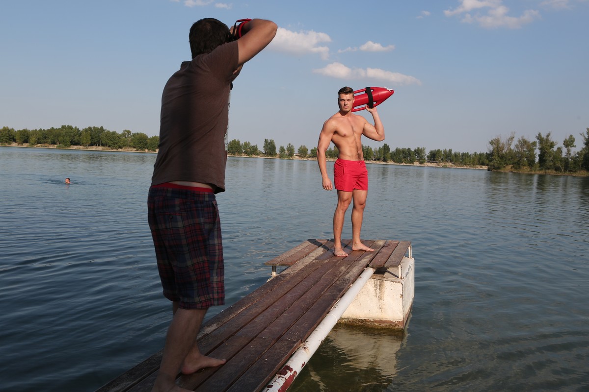 Moderátori Top Staru ako plavčíci z Baywatchu | JOJ S VAMI