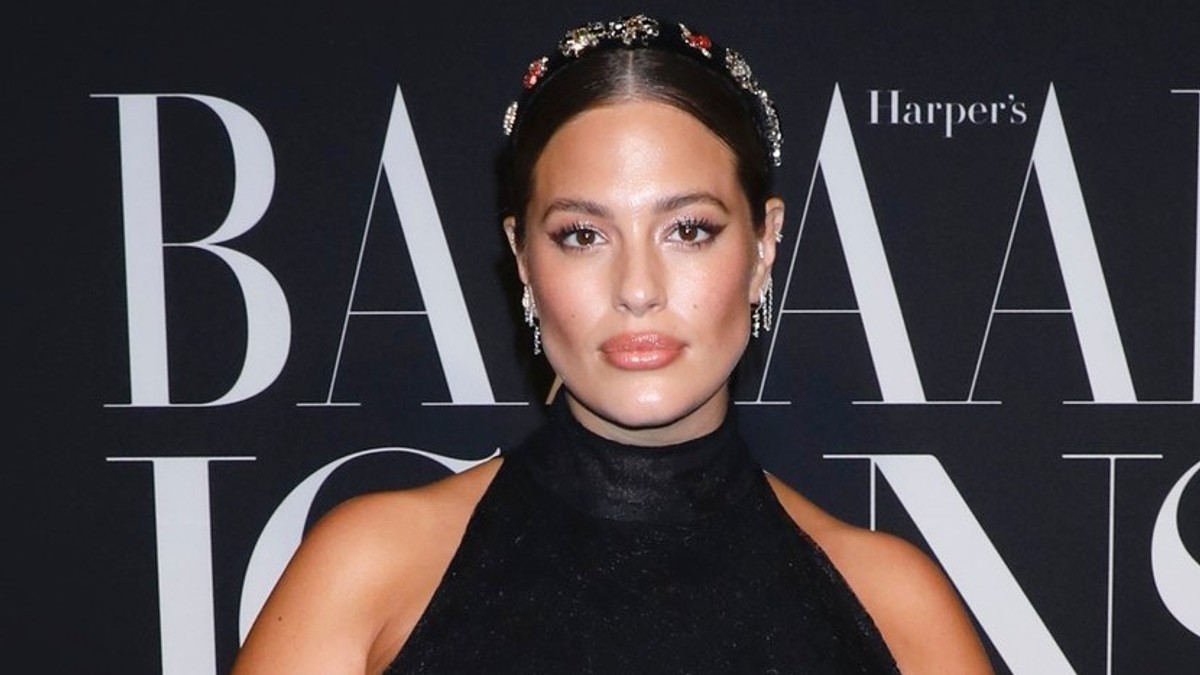 Tehotná plus size modelka neprestáva šokovať: Na tieto outfity by si ...