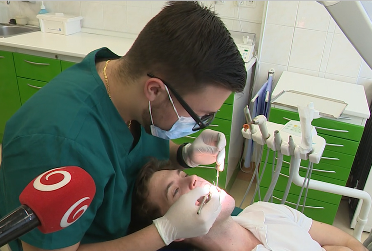 Lacnejší zákrok u zubára? Pacienti využívajú praxujúcich študentov