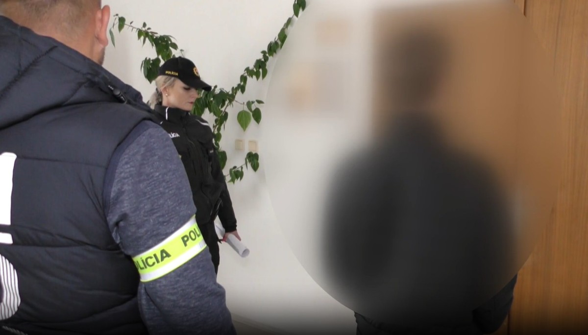 Súd na východnom Slovensku obvinil neplnoletého chlapca. Zneužíval ...