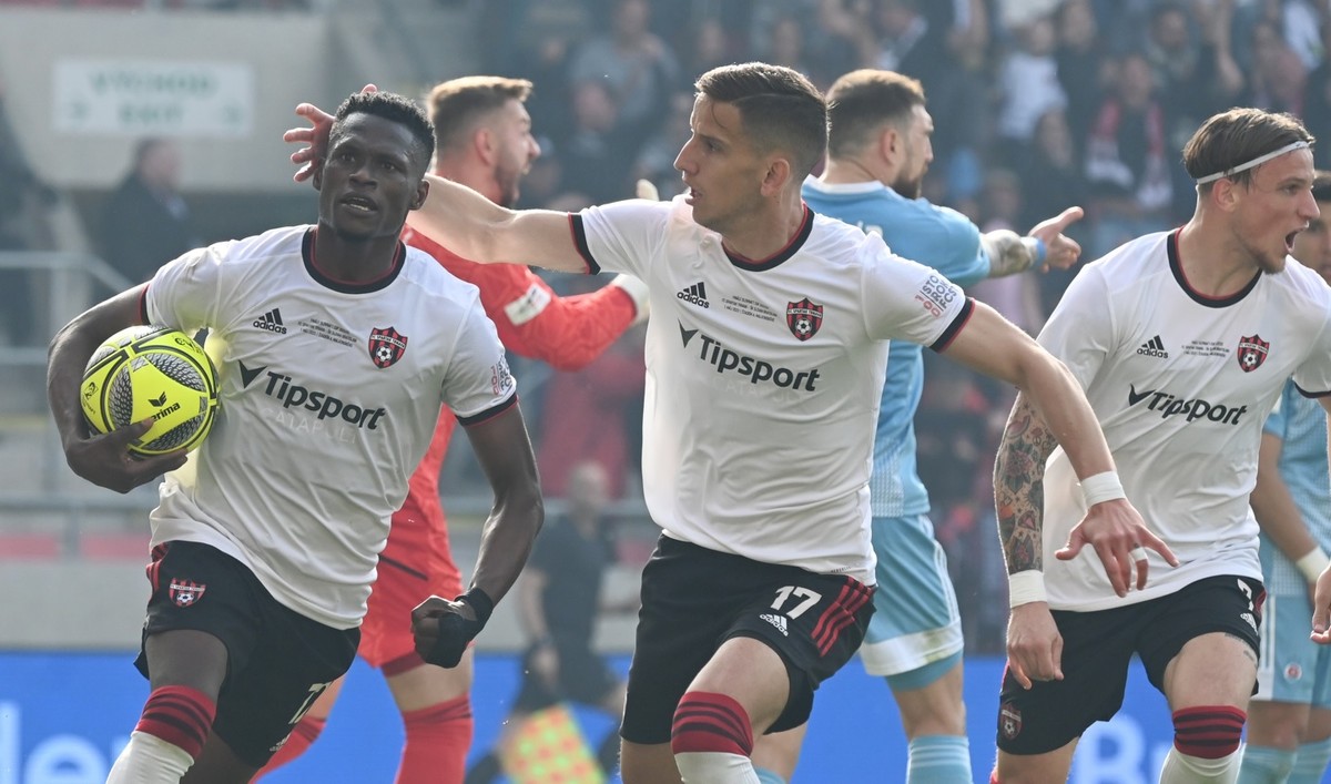 Spartak prvý raz v histórii obhájil triumf v Slovnaft Cupe | JOJ Šport