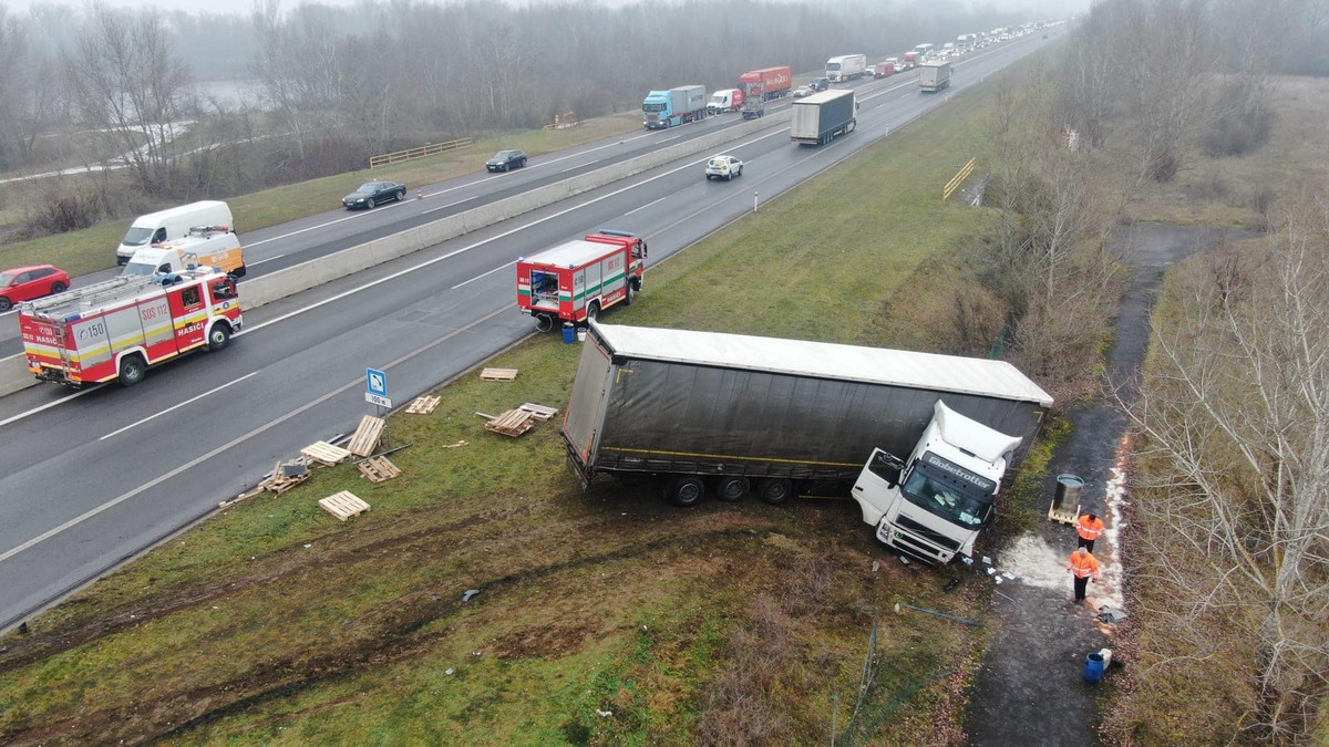 Nehoda na diaľnici D1