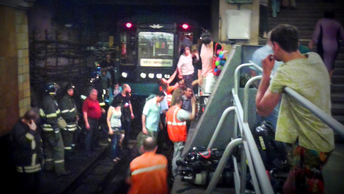 Moskovské metro horelo, zranilo sa 45 ľudí