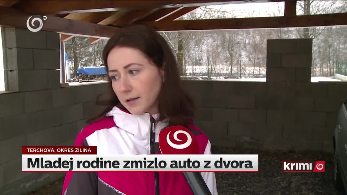 Mladej rodine zmizlo auto z dvora