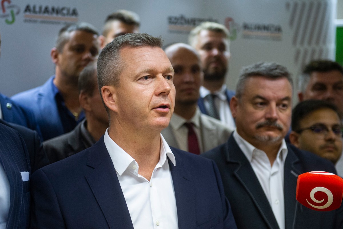 20231001madari_aliancia_2988841 | Aliancia počas volebnej noci