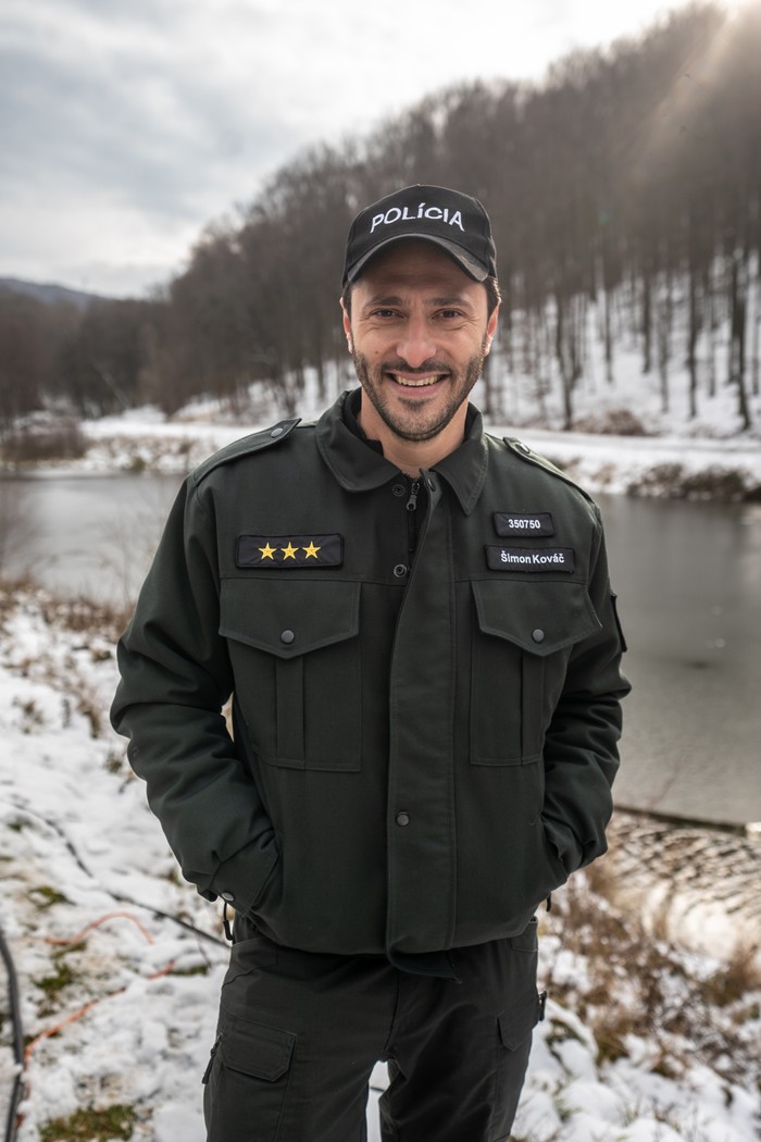 Braňo Deák odhodil uniformu a ukázal sa ako sexi elegán: Pozrite, ako ...