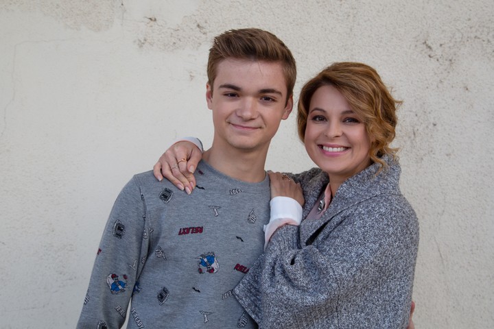 Kto zamieša v deji karty? Zoznámte sa s postavami seriálu Nový život!