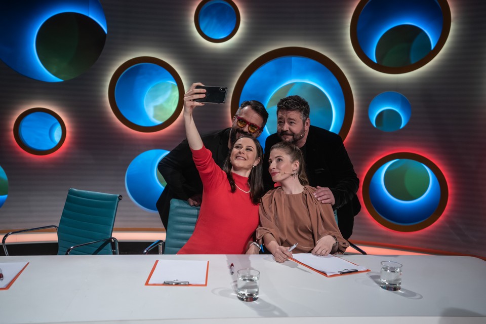 Nové hádačky v Inkognite: Anna Jakab Rakovská a Jana Kovalčíková | JOJ ...