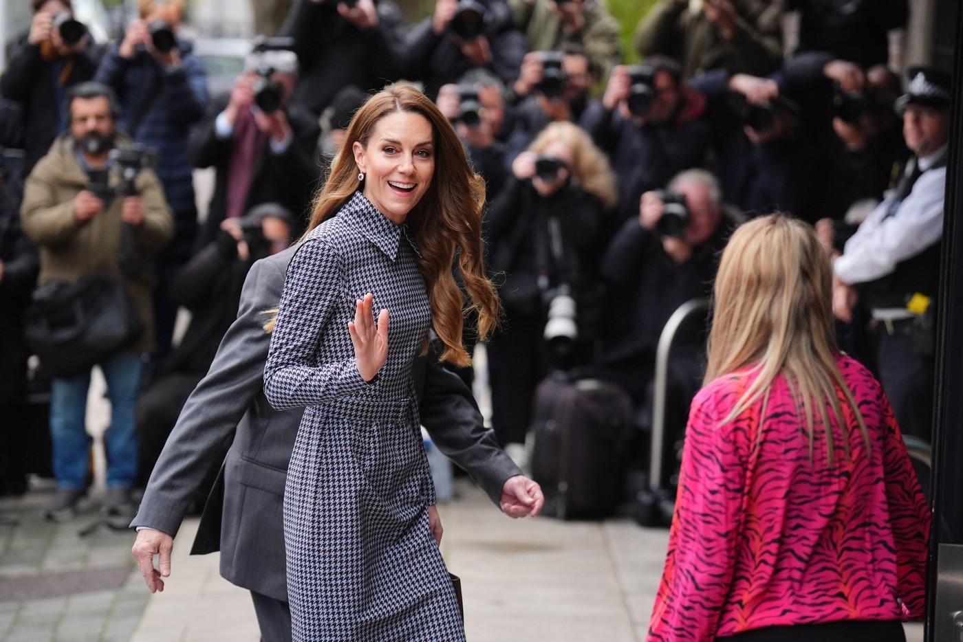 Kate Middleton v rovnakých šatách DNES a pred 3 rokmi: Vidíte ten rozdiel?